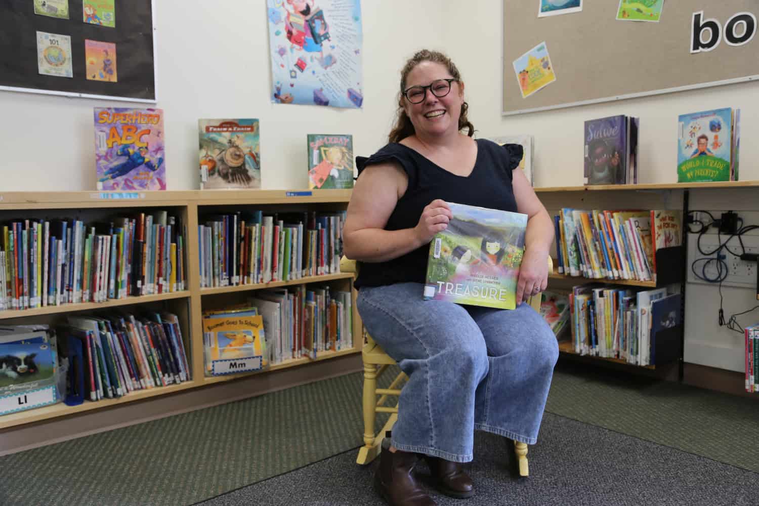 Congratulations to Sarah Coull: BC’s Librarian of the Year! - Comox ...